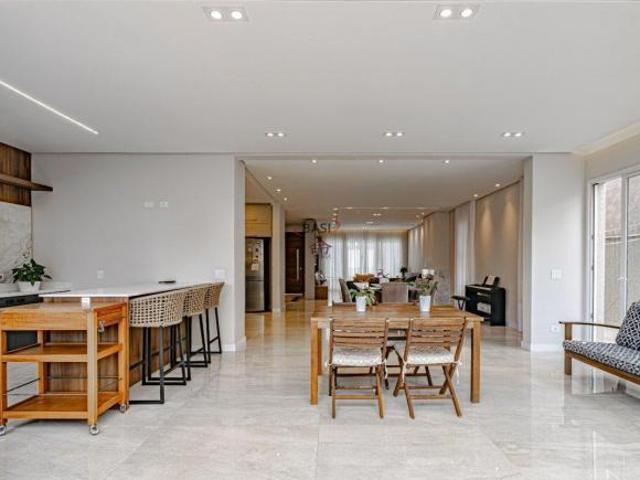 Casa no condominio Jardim America, 3 suites