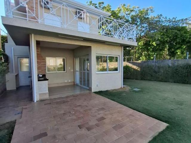 Casa no condomínio Jardim dos Aromas para venda com 3 quartos, sendo 1 suíte, 169m²
