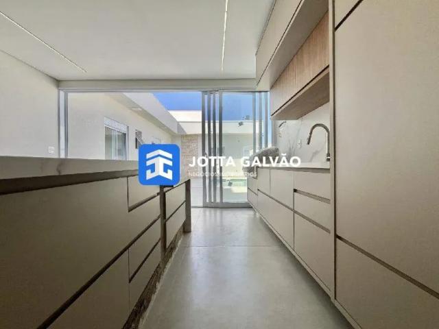 Casa no Condomínio Jardim Residencial Dona Maria José
