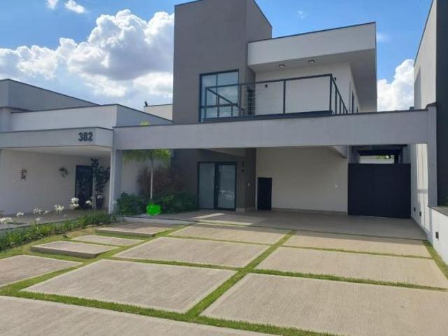 Casa no condomínio Jardim Residencial Viena para venda com 3 quartos, sendo 3 suítes, 204m²