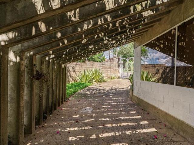 Casa no condomínio Loteamento Caminhos do San Conrado para venda com 1 quarto, sendo 1 suíte, 200m²