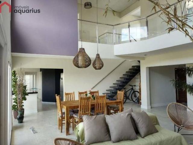 Casa no Condomínio Lago Dourado com 3 dormitórios, 365 m² Chácaras Rurais de Guararema Jacareí/