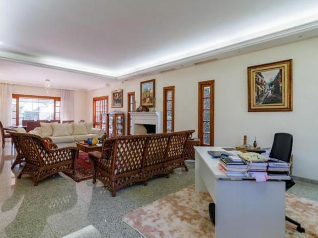 Casa no condomínio Morada Dos Lagos para venda com 4 quartos, sendo 4 suítes, 410m²
