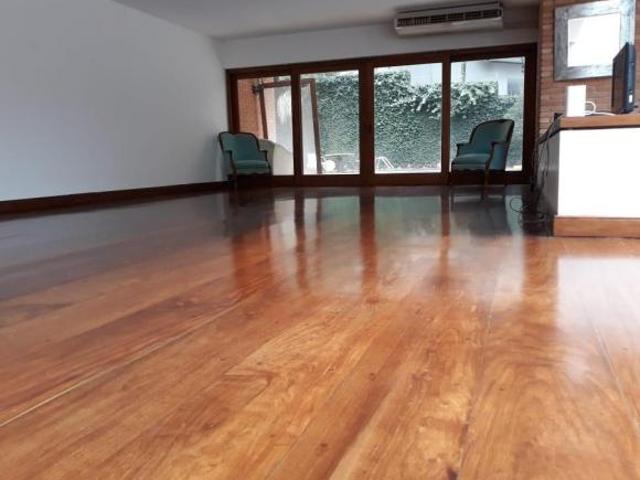 Casa no condomínio Morumbi para venda e locação com 4 quartos, sendo 4 suítes, 754m²