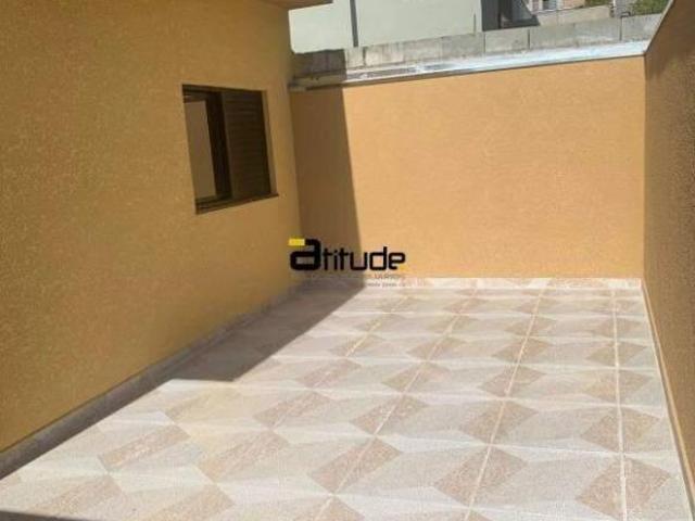 CASA NO CONDOMÍNIO MAIS VIVER – 1 SUÍTE, 3 VAGAS E QUINTAL