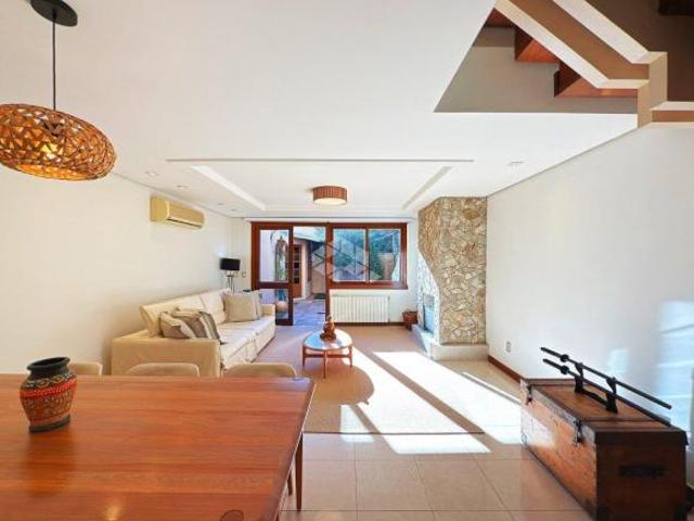 Casa no condomínio Malecón, construção Clave, alto padrão no bairro Tristeza junto ao Rio Guaíba, co