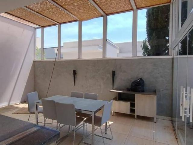 Casa no condomínio Manhattan em Artur Nogueira SP