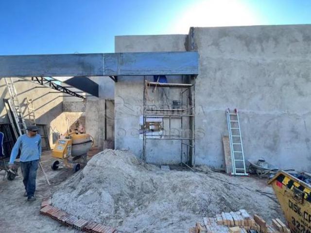 Casa no condomínio Maria Júlia com 03 dormitórios
