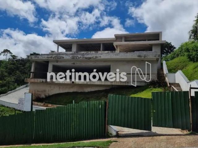 Casa no Condomínio Nascentes, no Vale dos Cristais