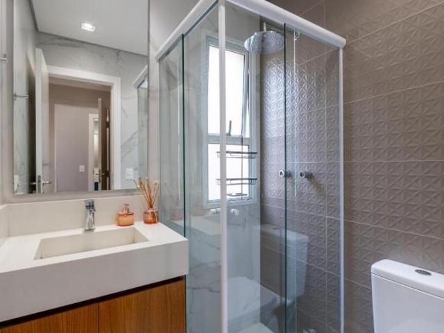 Casa no condomínio New England Condominium para venda com 4 quartos, sendo 4 suítes, 273m² remaxar