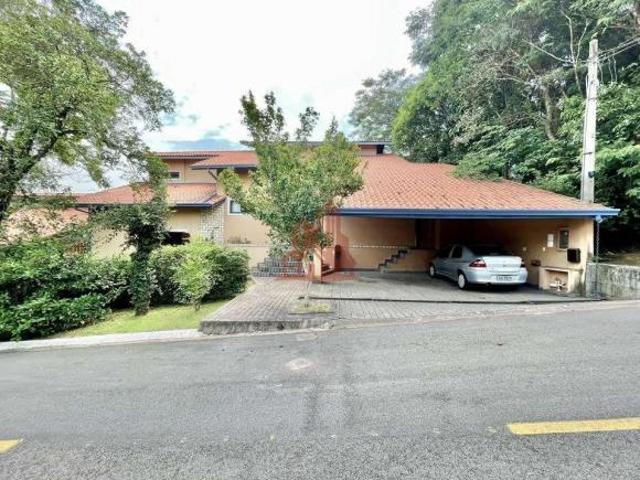 Casa no condomínio São Fernando Residência com 5 dorms, 2 suites, piscina, sauna