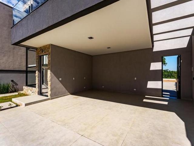 Casa no condomínio São Paulo II para venda com 5 quartos, sendo 5 suítes, 336m²