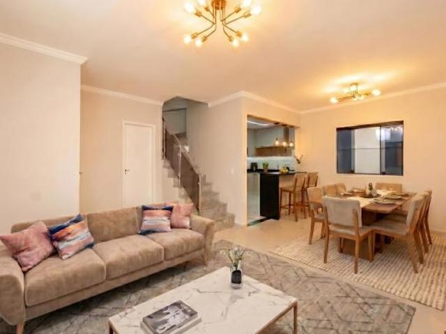 Casa no condomínio Saint Honoré para venda com 3 quartos, sendo 1 suíte, 127m² magnalva aquino#I6T