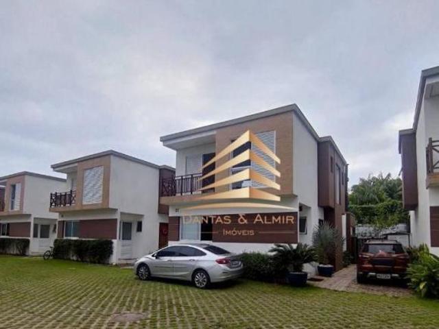 Casa no Condomínio Sambaqui 4 dormitórios à venda, 179 m² por R$ 3.590.000 Praia de Juquehy S