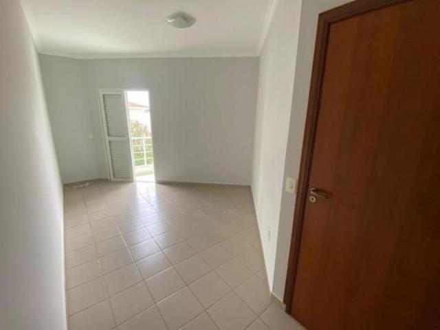 Casa no condomínio PORTAL DO ITAICI para venda com 6 quartos, sendo 3 suítes, 290m²