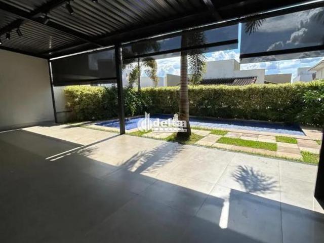 Casa no Condomínio Paradiso Ecologico disponível para venda em Uberlândia MG
