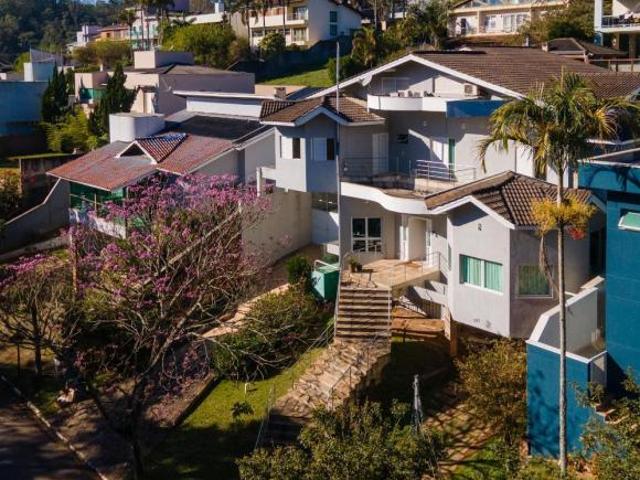 Casa no condomínio Parque das Artes para venda com 5 quartos, sendo 5 suítes, 655m²