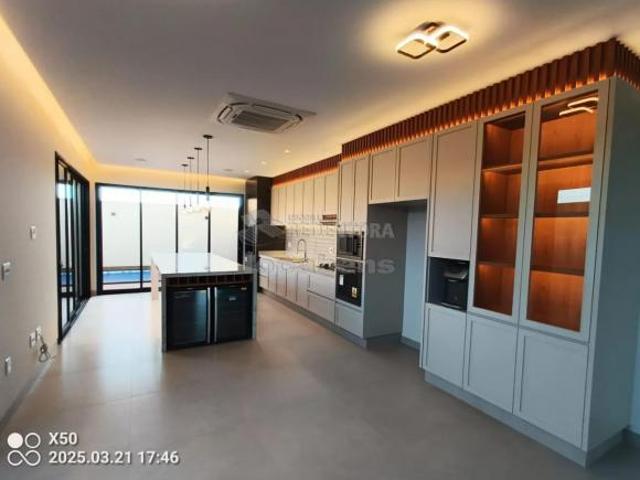 Casa no Condominio Quinta do Lago 2 Lac Lemen com 03 dormitorios e 4 vagas de garagem