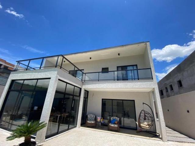 Casa no condomínio Quintas da Boa Vista