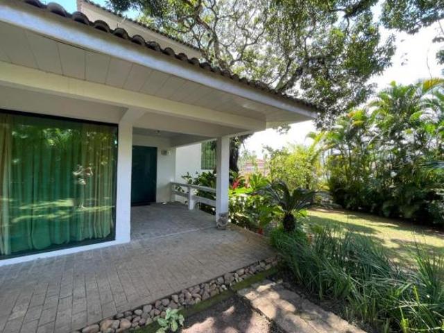 Casa no condomínio Real Residence para venda com 3 quartos, sendo 1 suíte, 153m²