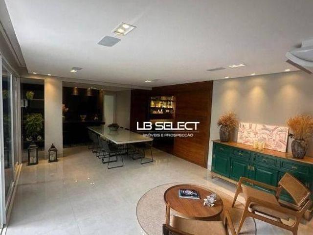 Casa no Condomínio Rerserva do Vale com quatro suítes e varanda gourmet completa