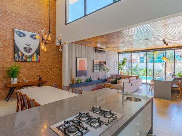 Casa no condomínio Reserva Do Itamaracá para venda com 3 quartos, sendo 3 suítes, 340m²