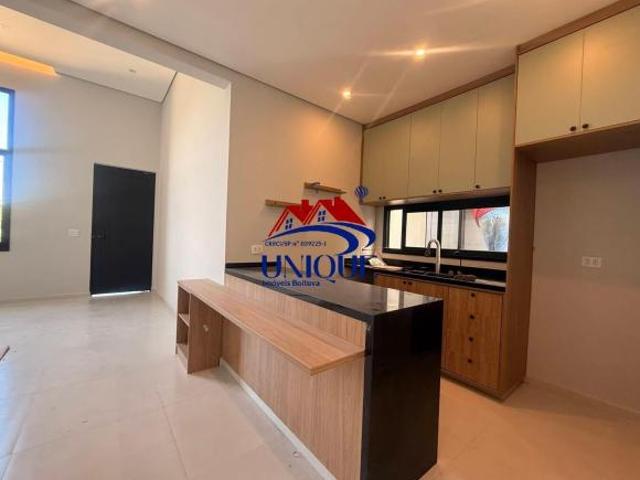 Casa no Condomínio Reserva dos Ipês em Boituva SP c/3 dormt