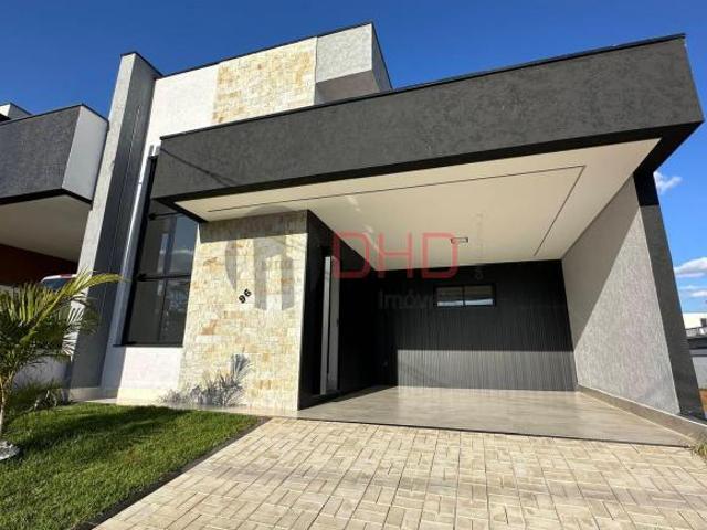 Casa no Condomínio Reserva Ipanema com piscina e 3 suítes
