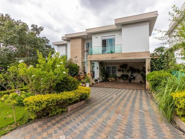 Casa no condomínio Reserva Santa Maria para venda com 3 quartos, sendo 3 suítes, 560m²