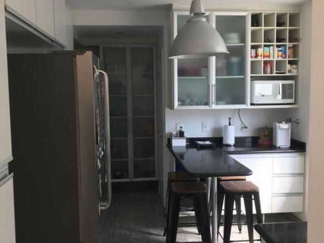 Casa no condomínio Residencial Belle Ville para venda com 4 quartos, sendo 4 suítes, 312m² kathrin