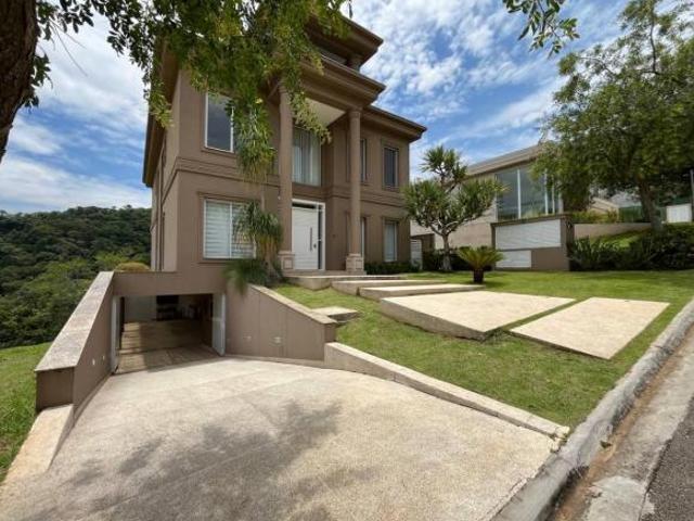 Casa no condomínio Residencial Genesis II Alphaville para venda com 5 quartos, sendo 5 suítes, 702