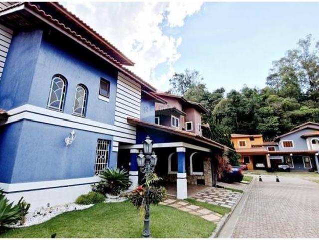 Casa no condomínio Residencial da Serra para venda com 3 quartos, sendo 1 suíte, 310m²