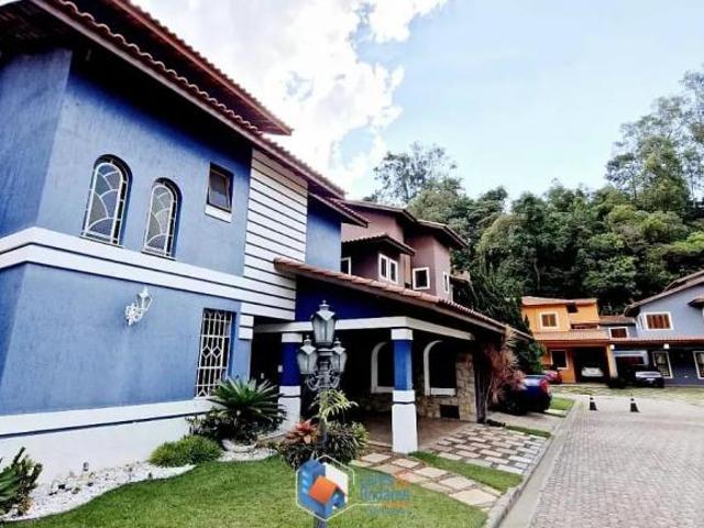 Casa no condomínio Residencial da Serra para venda e locação com 3 quartos, sendo 1 suíte, 310m²
