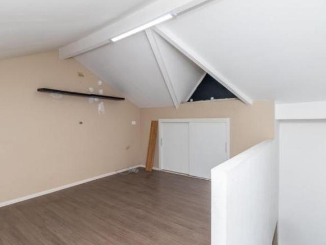 Casa no condomínio Residencial Erika para venda com 3 quartos, sendo 2 suítes, 100m² remaxjoy#I7QW