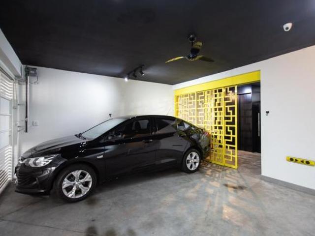 Casa no condomínio Residencial Lima e Silva para venda com 2 quartos, sendo 2 suítes, 152m² maiara