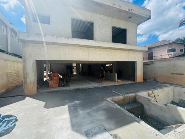 Casa no condomínio Residencial Morada dos Pássaros para venda com 4 quartos, sendo 4 suítes, 396m²