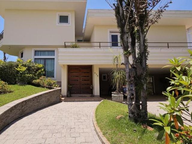 Casa no condomínio Residencial Melville para venda com 5 quartos, sendo 4 suítes, 462m²