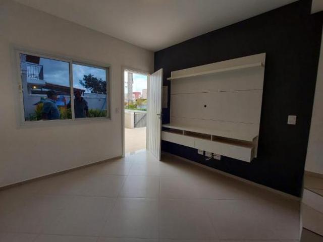 Casa no condomínio Residencial Sabará para venda e locação com 2 quartos, sendo 2 suítes, 80m²