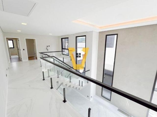 Casa no condomínio Residencial Santa Anna para venda com 4 quartos, sendo 4 suítes, 318m²