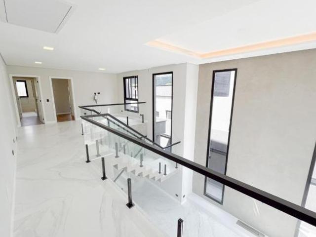 Casa no condomínio Residencial Santa Anna para venda com 4 quartos, sendo 4 suítes, 318m²