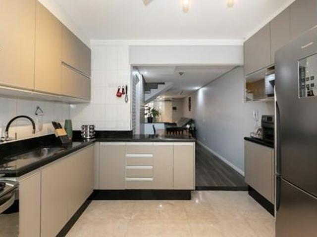 Casa no condomínio Residencial Santa Inês para venda com 3 quartos, sendo 1 suíte, 129m² lucasamor