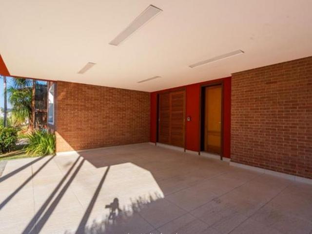 Casa no condomínio Residencial Swiss Park para venda com 4 quartos, sendo 4 suítes, 519m² theremax