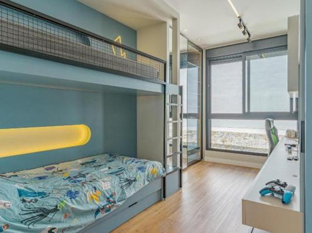 Casa no condomínio Residencial Portal Do Jequitibá para venda com 3 quartos, sendo 3 suítes, 255m²