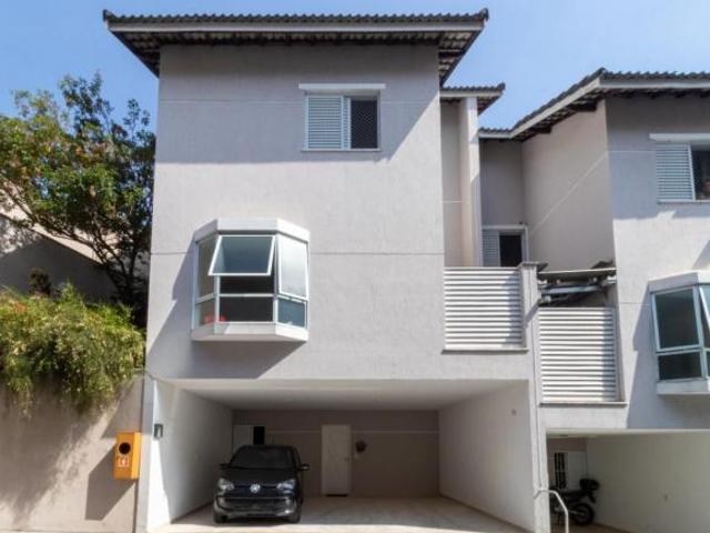 Casa no condomínio Residencial Recanto dos Pássaros para venda com 3 quartos, sendo 3 suítes, 220m²