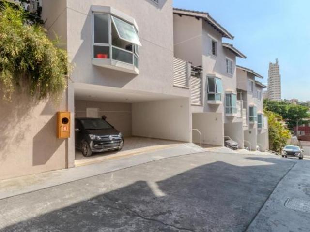 Casa no condomínio Residencial Recanto dos Pássaros para venda com 3 quartos, sendo 3 suítes, 220m²