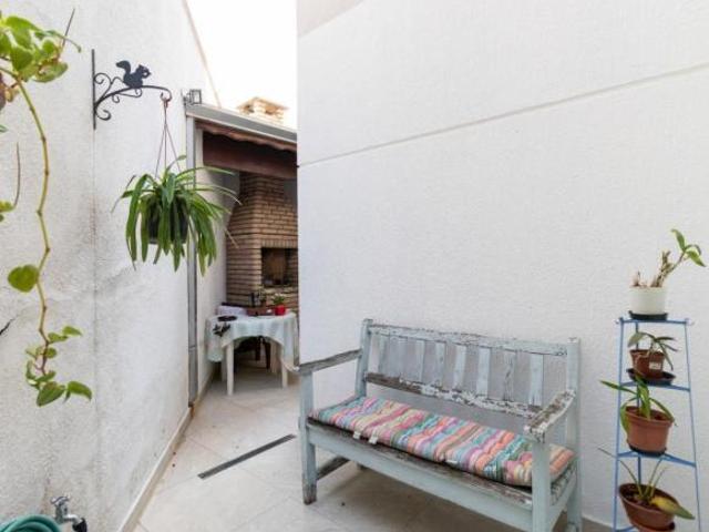 Casa no condomínio Residencial Recanto dos Pássaros para venda com 3 quartos, sendo 3 suítes, 220m²