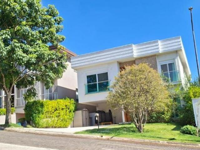 Casa no condomínio Residencial Tamboré 11 Terras de Provence para venda com 4 quartos, sendo 4 suíte