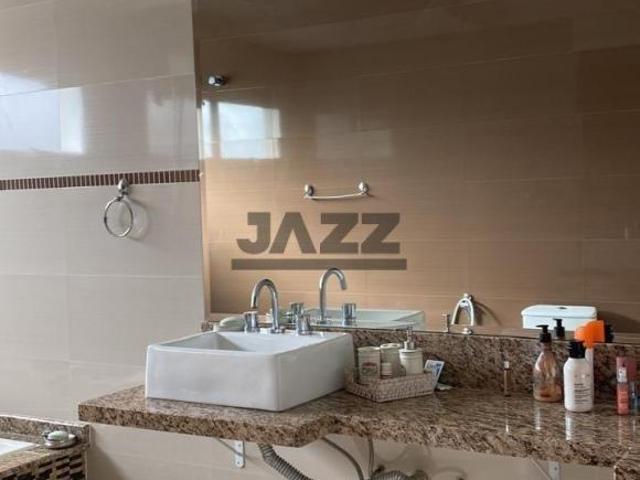 Casa no Condomínio Residencial Terras de Santa Clara Jacareí | conforto e segurança