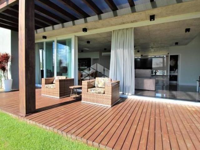 CASA NO CONDOMÍNIO RIVIEIRA XANGRILÁ ESPETACULAR