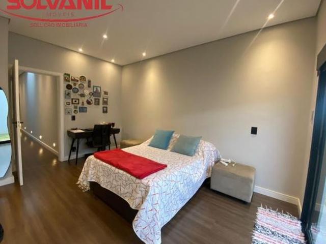 Casa no Condomínio Tamboré disponível para Venda!
